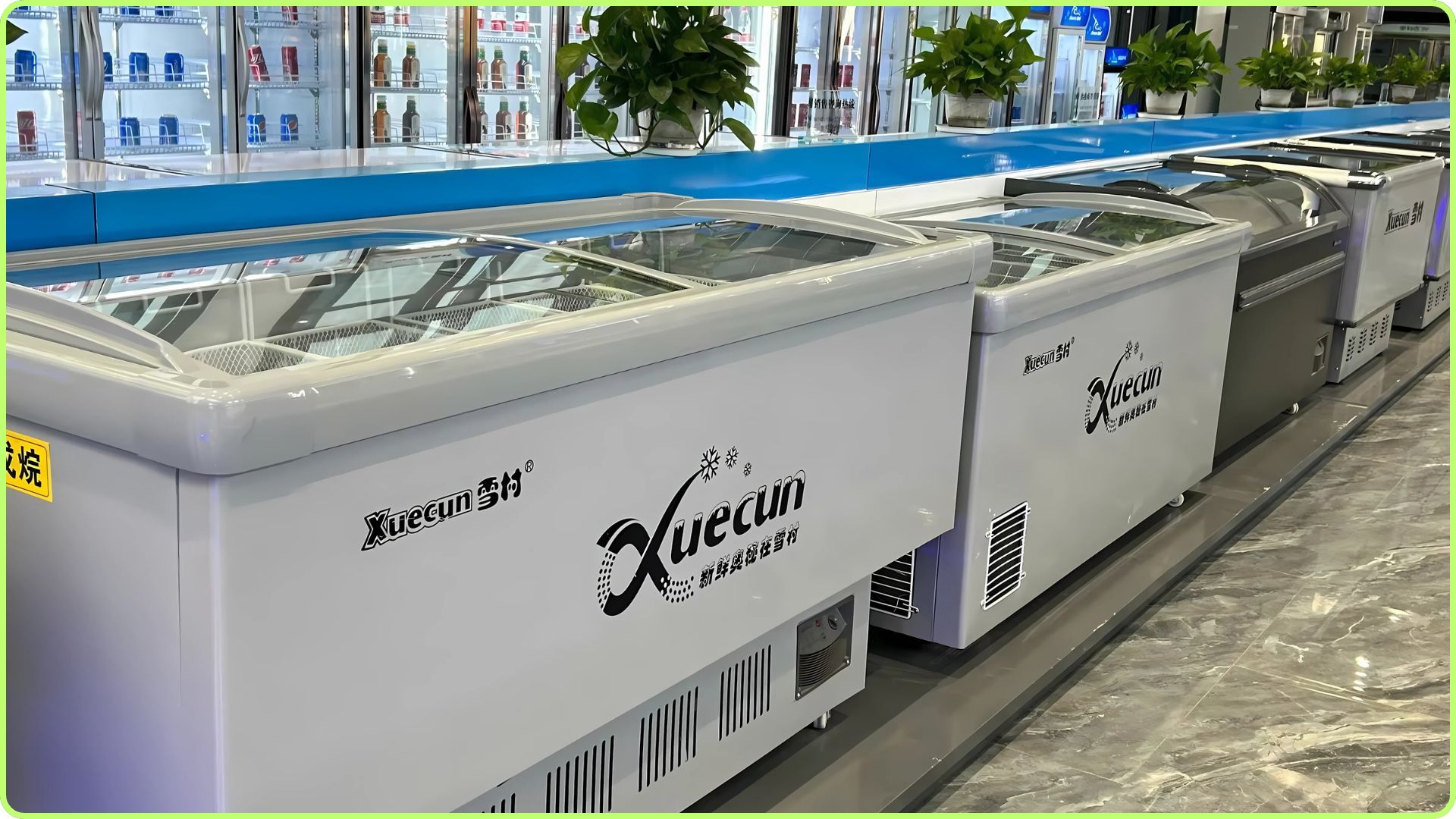 Island Freezer | Snow Village